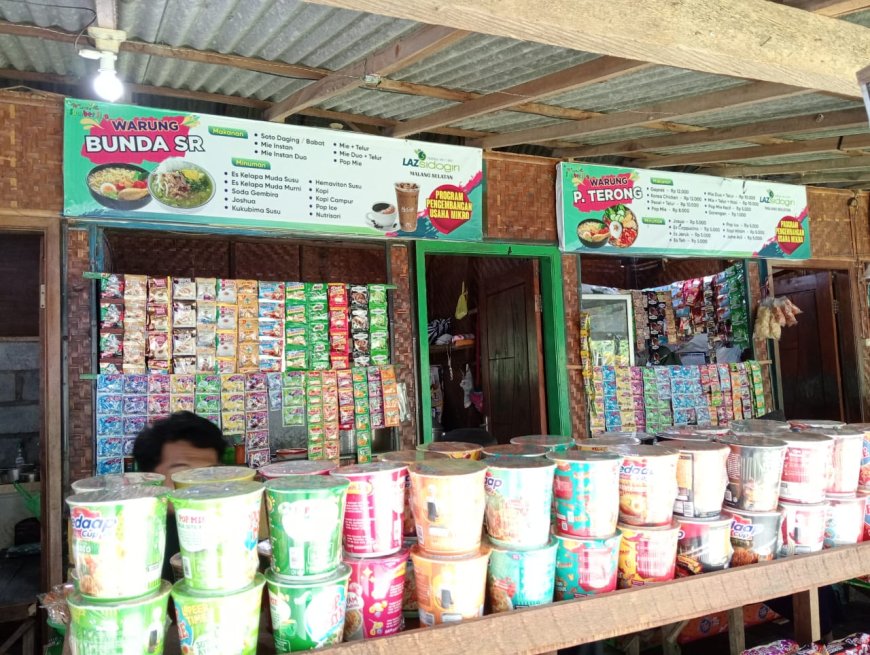 LAZ SIDOGIRI SALURKAN BANTUAN PENGEMBANGAN USAHA MIKRO DI WISATA SUMBER ...